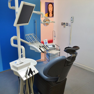 Contact Us | Dental Art Implant Clinics